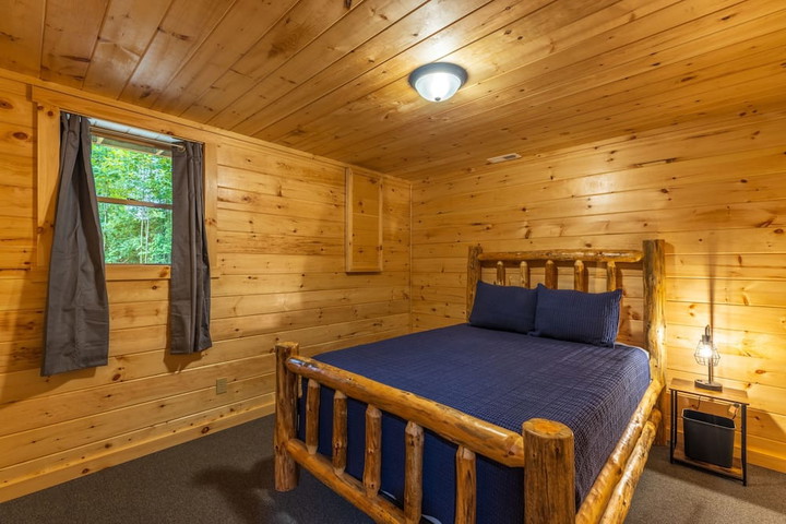 Lodge-standard-private Bathroom-moonlight Ridge Lodge - Ohio