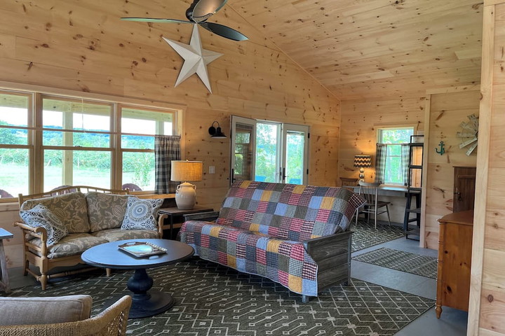 Firefly Cottage Nestled In A Vineyard 1 Mile To Keuka Lake - Finger Lakes, NY