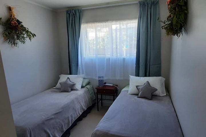 Walking Distance To Cafes And Restaurants - Mangawhai