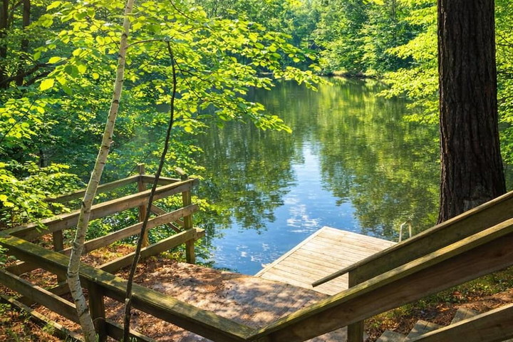 Pine Cottage On Blass Lake - Lake Delton, WI