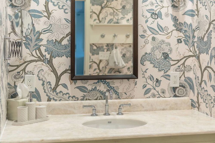 King Room | Private Beach + Award-winning Spa - Duck, NC