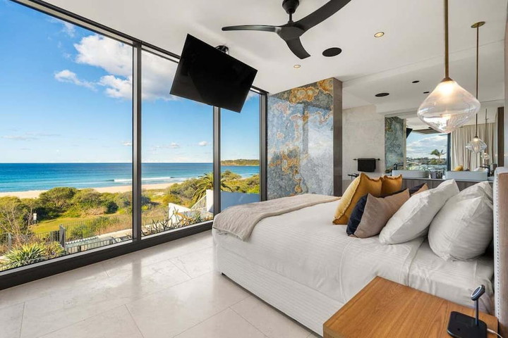 The Sands, Absolute Beachfront Mansion, Kiama Downs - Kiama