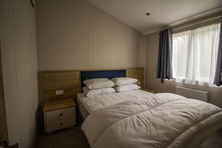 Luxury Lodge With Decking In Hunstanton At Manor Park Ref 23144k - Heacham