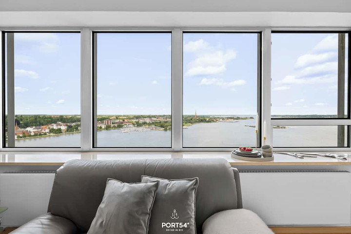 Wikingturm 20.4 - 20th Floor, 1 Room, View Of The Schlei, Underground Parking - Schleswig