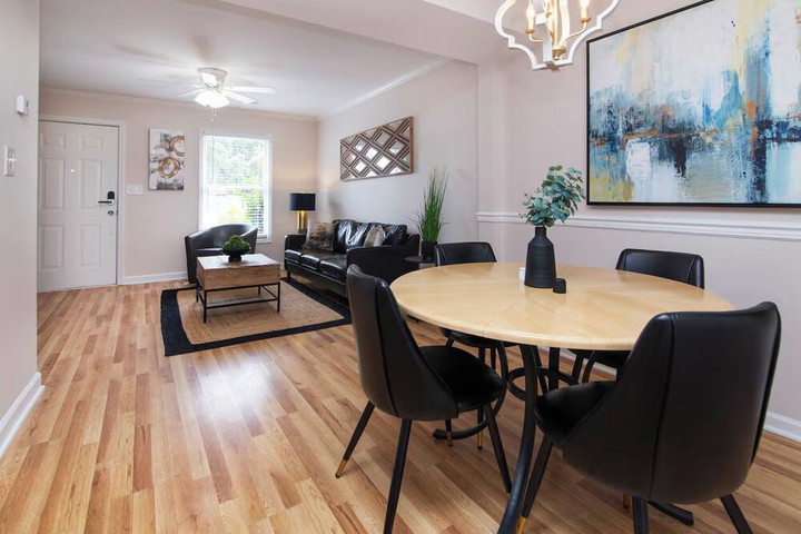 Longer Stay 1br With Comfortable Living & Workspace - Belmont, NC