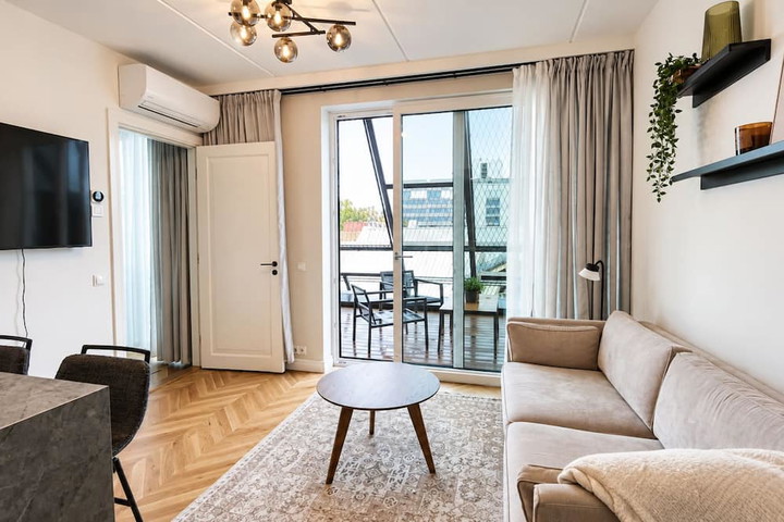 Top Floor/city View/ac/balcony/new Kitchen/45m2 - Tallinn