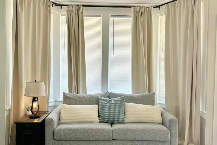 Stylish Deluxe Kitchen /King Bed/laundry/free Parking - Renton, WA