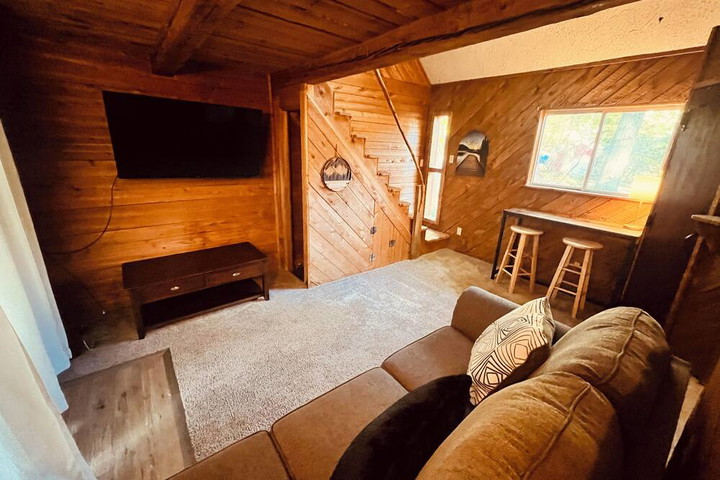 Charming 2-bedroom Cottage In Welcoming Houghton Lake With Hot Tub, Ac, Wifi - Michigan