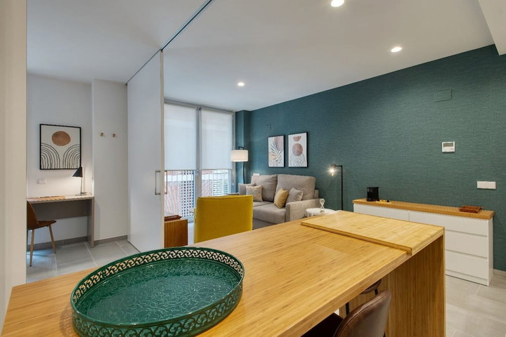 Calm Apartments Presents Its Premium Apartment In The Heart Of Barcelona. - Barcelona
