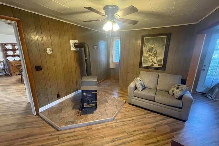 Lovely 4 Br, Hillside Hideaway, Sled Access/atv - Maine