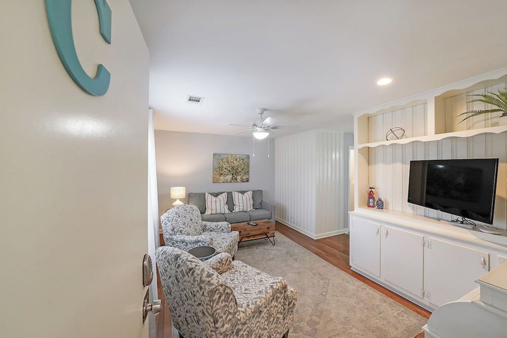 Lake Life C - Apartment In Downtown Lake Acworth - Kennesaw, GA
