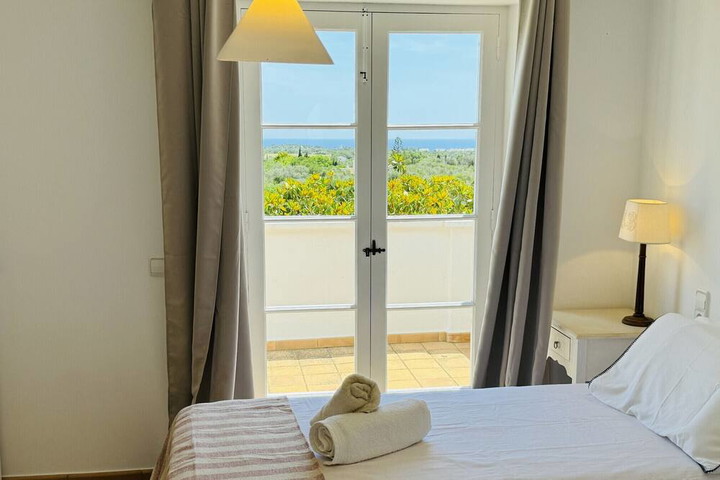 Beautiful 5 Bedroom Country House, Free Wifi - Minorque