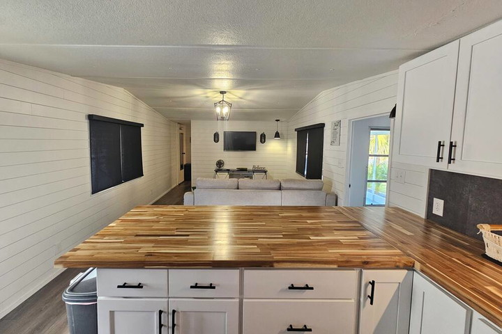 Slice Of Paradise W/community Pool Near Beaches & Downtown! - Fort Myers, FL