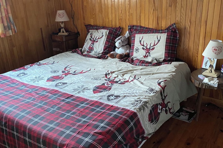 A Village House In The Heart Of The Oisans Region, In A Well-preserved Village. - La Grave