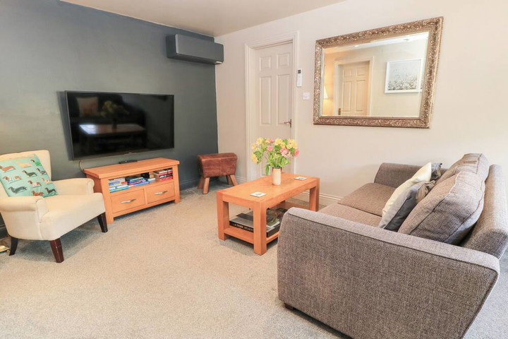 Well Cottage, Pet Friendly, With A Garden In Crudwell - Tetbury
