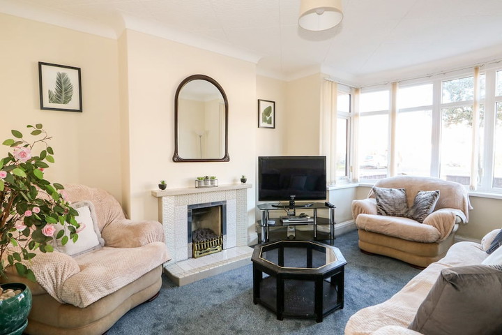 4 Dorothy Avenue, Pet Friendly, Country Holiday Cottage In Skegness - Skegness