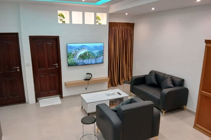 Sheyllo Executive Residence - Elegant 5 Bedrooms Private Villa In Cocody - Abidjan