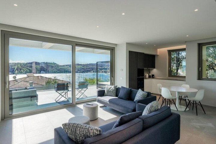 Villa 'Acquariva Luxury And Privacy' With Lake View, Wi-fi And Air Conditioning - Gardone Riviera