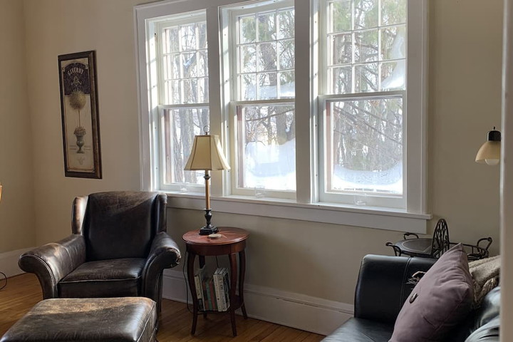 Charming Linden Hills Cottage 800 Feet From Lake Harriet, Also Near Bde Maka Ska - Minneapolis, MN