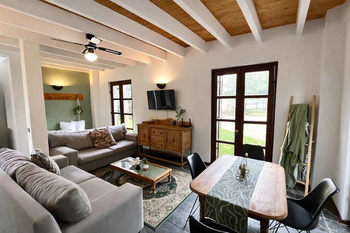 Delightful 2-bedroom Cottage In Quaint Dullstroom Getaway - Dullstroom