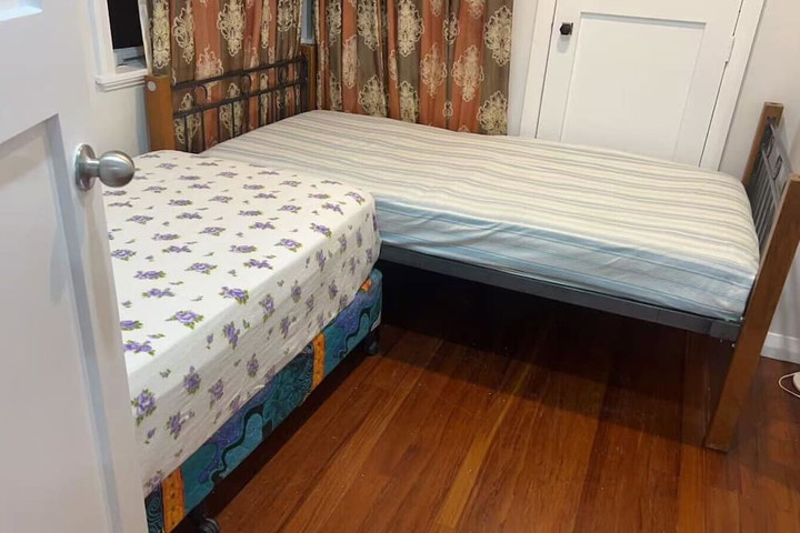 3 Bedroom House, 12 Plyllis St - Auckland