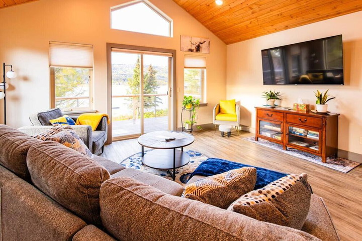 Lakeshore Lodging Luxury Suites - Homer, AK