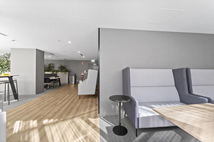 Refined 2-bed With Luxurious Building Amenities - Belconnen