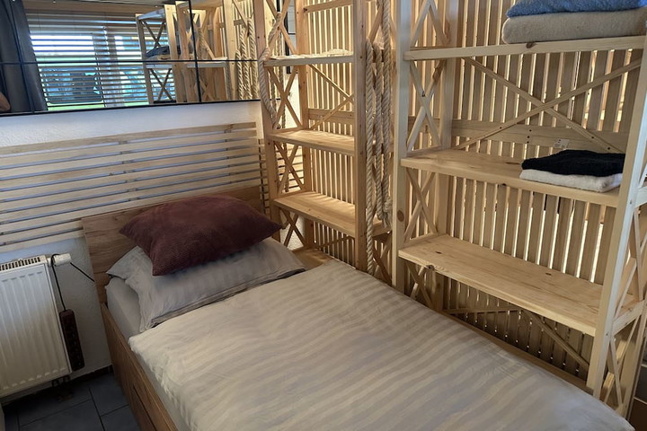 Bungalow Sonnennest Mit Gemeinschaftspool, Wlan Und Klimaanlage - Berlin