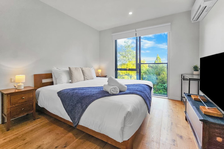 Birkenhead Bliss | Serene 4bed Home | Quiet, Views - Auckland