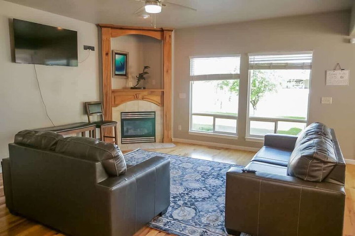 Sleeps 25 | Theater Room | Near Roaring Springs | Large Meridian Home - Boise, ID