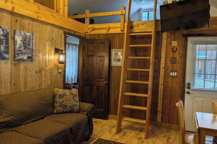Cozy Dog Friendly Cabin Close To Town And The Lake - Morrison, CO