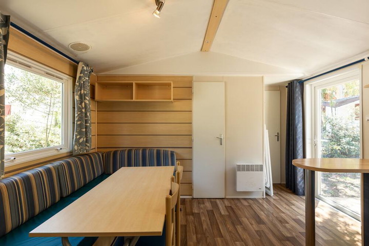 Mobil-home « Village Camping De L'ostriconi 18 » Avec Vue Montagne, Piscine Partagée Et Wi-fi - Haute-Corse