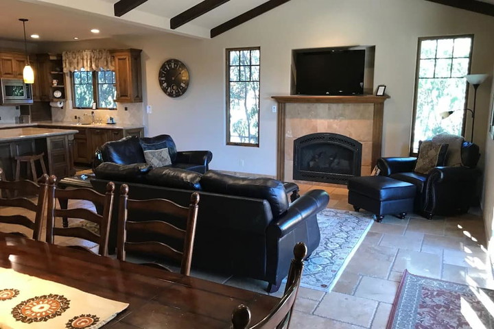 Beautiful Wine Country Vacation Home - St. Helena Short Term Permit Pl-24-021 - St. Helena, CA