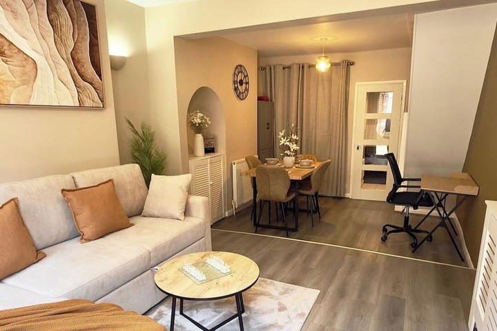 St Julian House- Town Centre- Castle Park- Hot Tub - Colchester