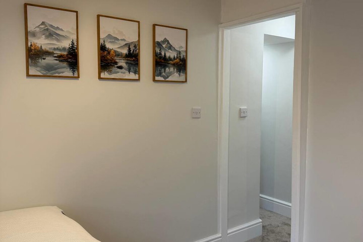 Walk To Train Bolton ~Free Parking ~Close To Shops - Bolton