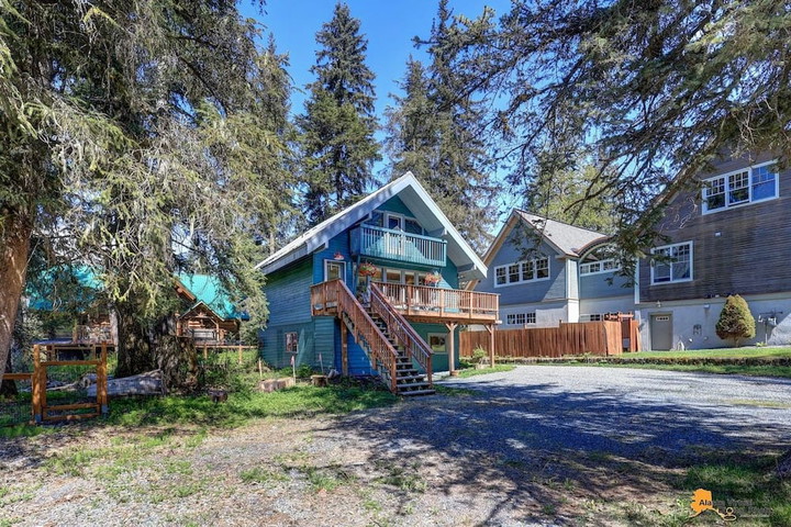 Garmisch Ski Cabin - Raven - Anchorage, AK