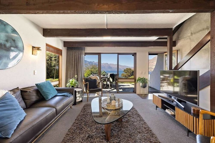 Walk To Town 39b Alpine Chalet - Queenstown