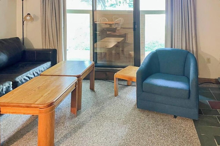 Welcoming Condo Near The Slopes With Free Wifi And Full Kitchen - Killington, VT