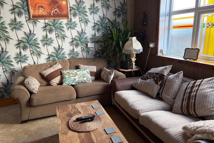 5 Bed Villa - Sleeps 10 - Pets - Garden - Parking - Skegness