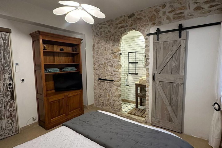 Chambre Dhôtes « La Lisière » : Vue Montagne, Wi-fi Et Climatisation - Mont Ventoux
