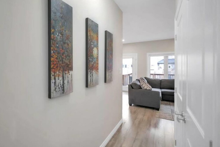 Beautiful Bungalow By The Water - Belleville