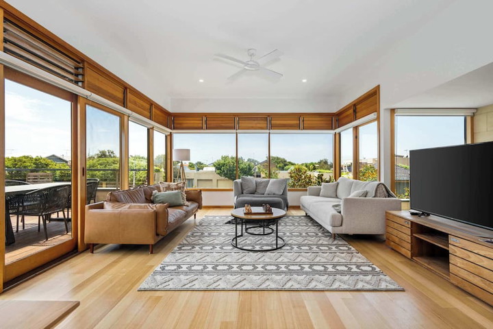 Ocean Breeze - Retreat In Torquay, Sleeps 11! - Torquay