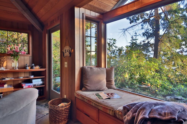 Charming Waterfront Cottage-no Cleaning Fee-water, Mountain & Sunset View - Langley