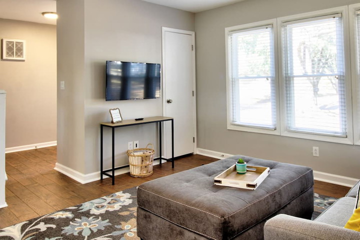 "Broken Arrow Retraite 3 Chambres  Cosy, Familiale Avec Wifi & Clim !" - Broken Arrow, OK
