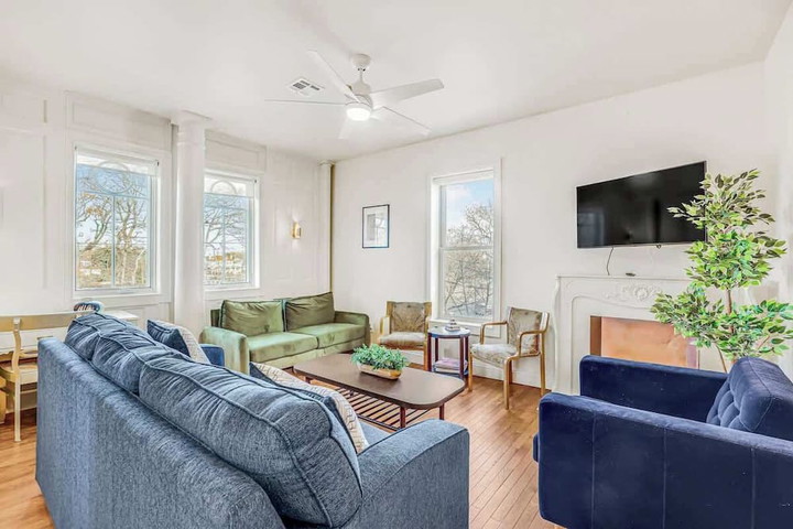 Spacious 4br Duplex · 5 Blks 2 Beach · Badges Incl - Asbury Park, NJ