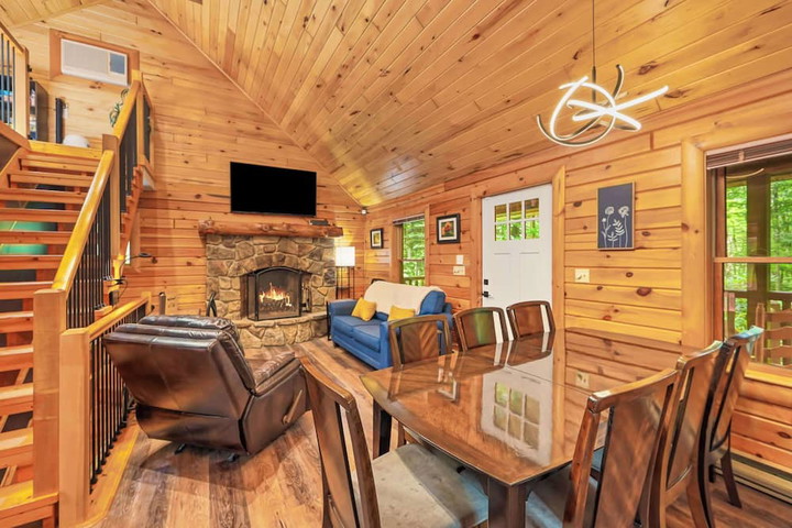 Contemporary 2br Cabin - Hot Tub & Fireplace - Oakland - Maryland