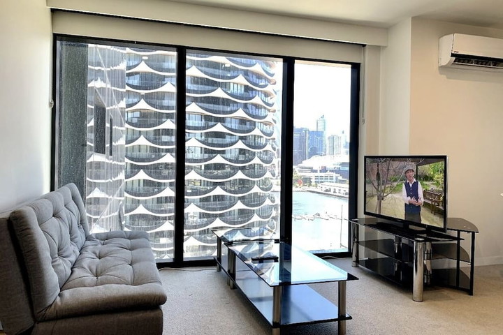 Melbourne 270° True Waterfront With Unrivalled Harbour & Cbd Views - Brunswick