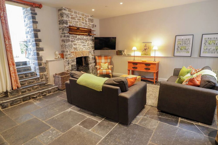 The Stables At Gileston Manor, Pet Friendly In St Athan - Barry
