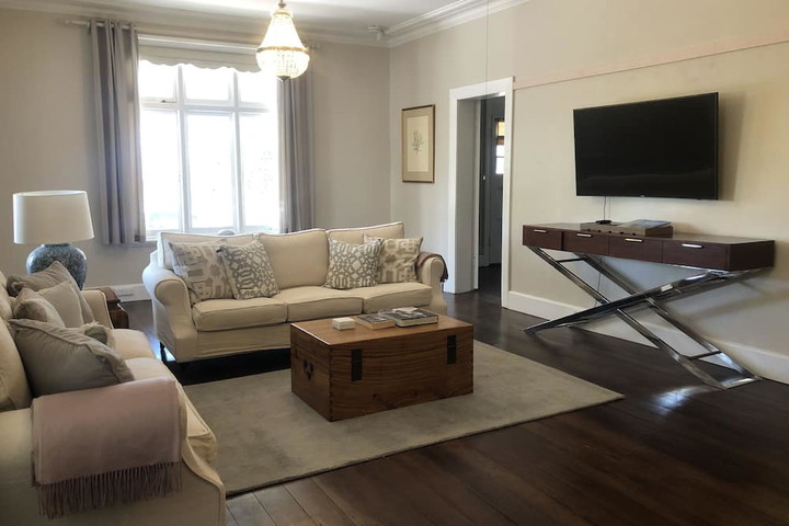 Belmore Historic Cottage - Armidale
