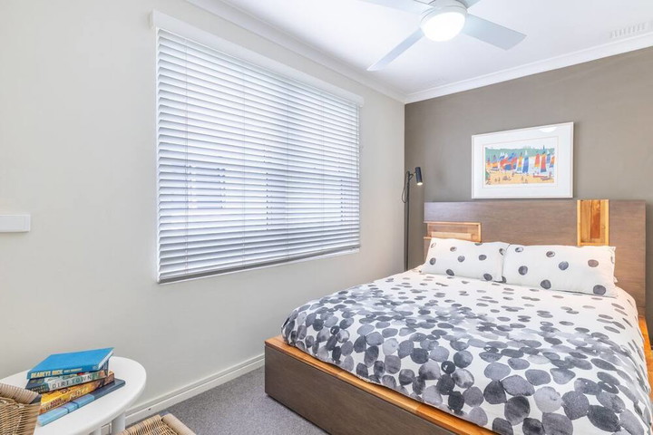 Sebastapol, 4,66 Thurlow Avenue - Unit With Wonderful Views Across The Bay - Port Stephens